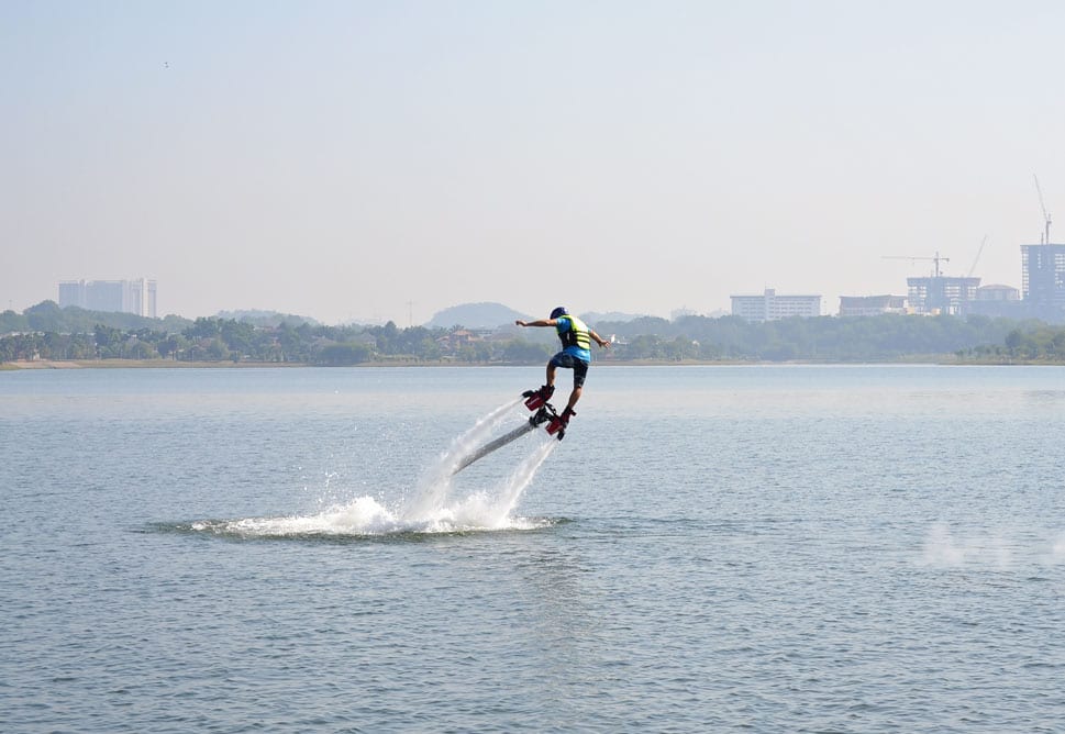 Flyboarding In Putrajaya - Happy Go KL
