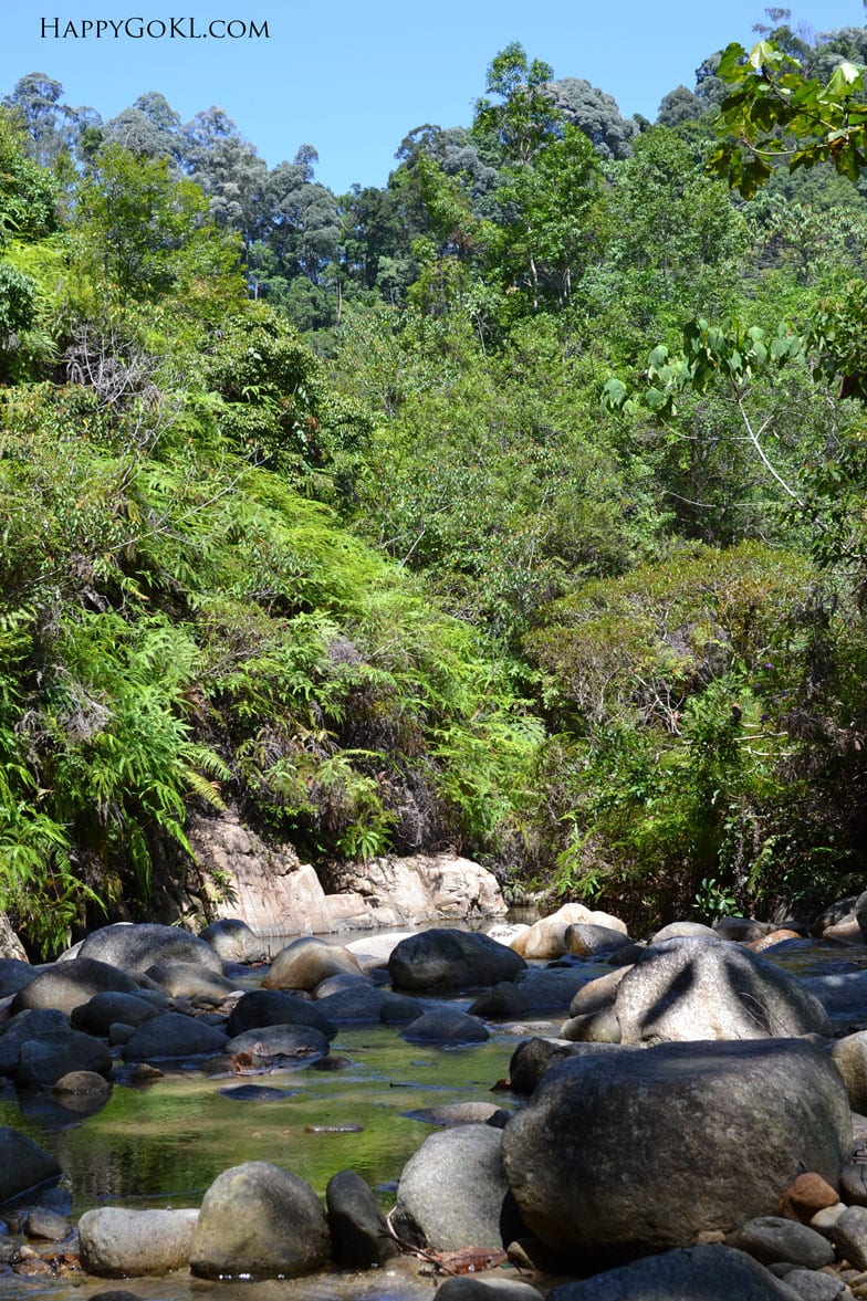 Day Out At Chiling Waterfalls - Happy Go KL