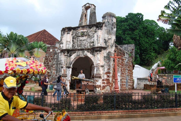 Melaka: Heritage, Calories And Feathers - Happy Go KL