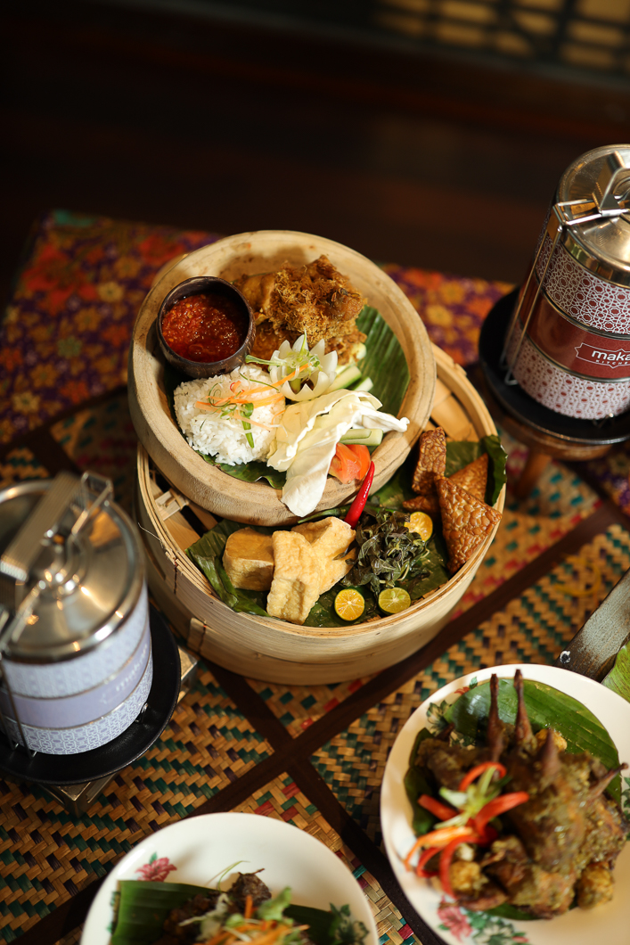 Chefs Of Makan Kitchen, DoubleTree By Hilton Showcase Their Signature ...