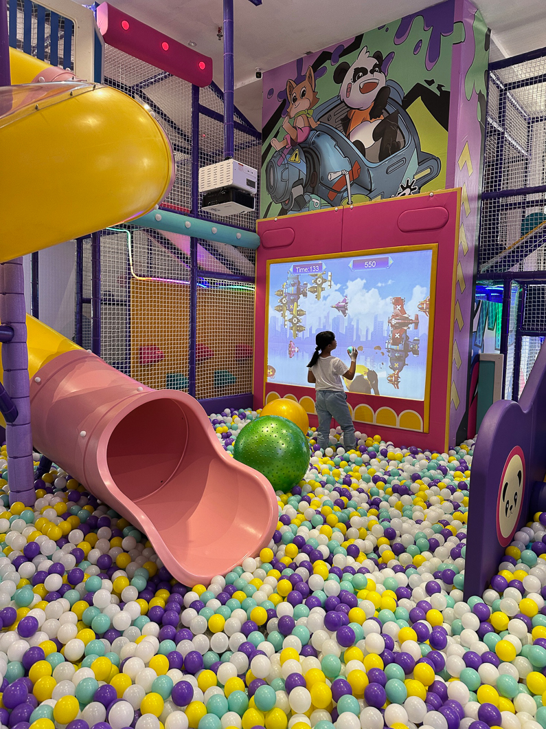 Full Day Out Filled With Adventure At WynSnow And WynSports - Happy Go KL